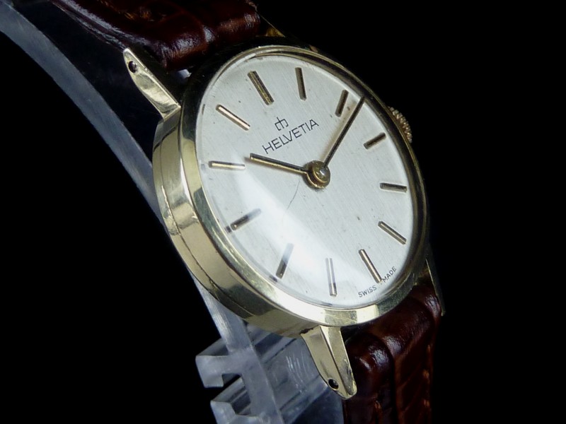 Watt's Antiques :: HELVETIA 14K GOLD LADIES WATCH