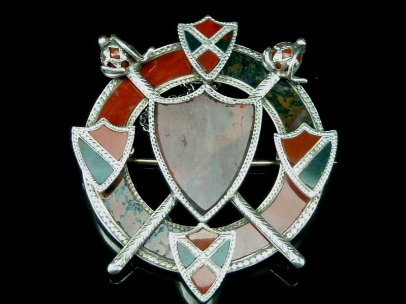 Watt's Antiques :: ORNATE ANTIQUE SCOTTISH BROOCH
