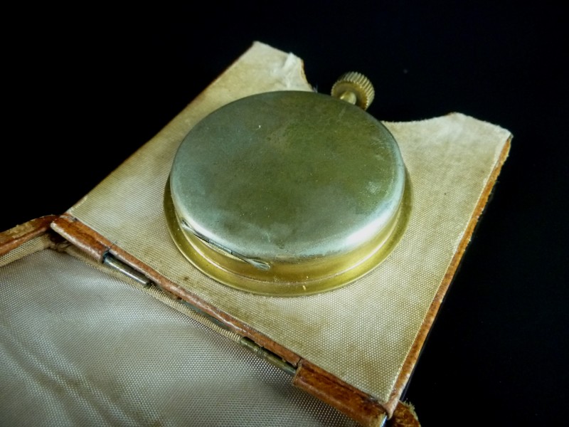 Watt's Antiques :: VERTEX 8 DAY TRAVEL CLOCK